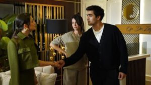 Cheshm Cherane Emarat - FilmeFarsi.com - Persian Dubbed | FarsiNama