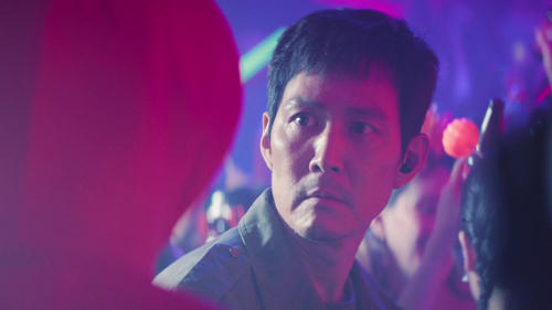 Bazi Morakab: 2x2 - FilmeFarsi.com - Persian Dubbed | FarsiNama